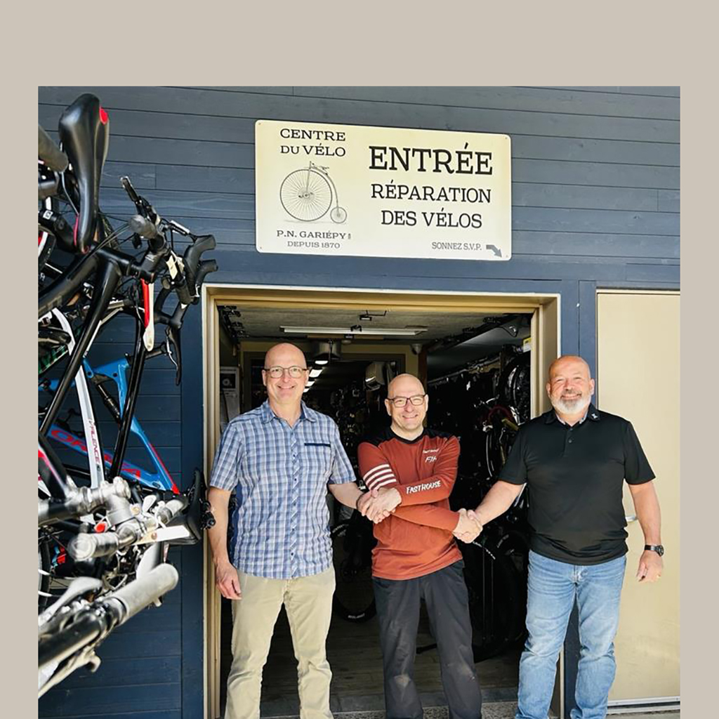 Carl Guillemette prend la relève d’un commerce emblématique de Baie ...